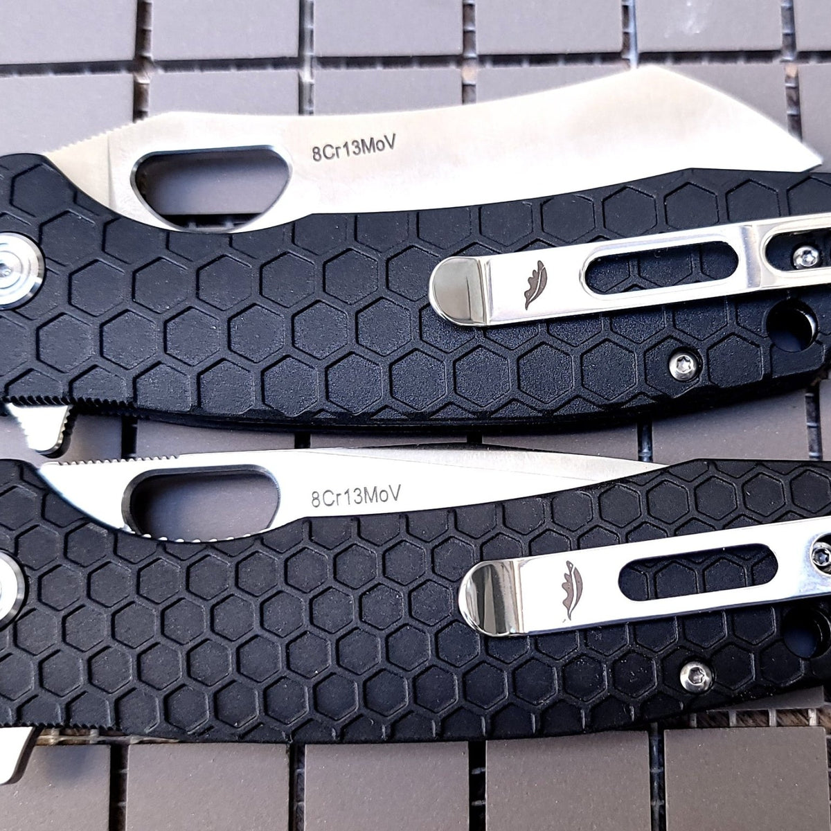 Pocket Knife with Clip – Honey Badger Knives